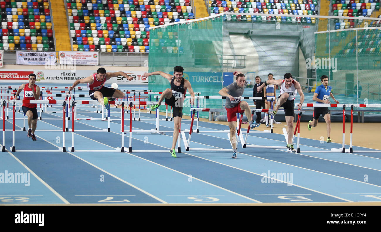 Athletes steeplechase jump barrier hi-res stock photography and images ...