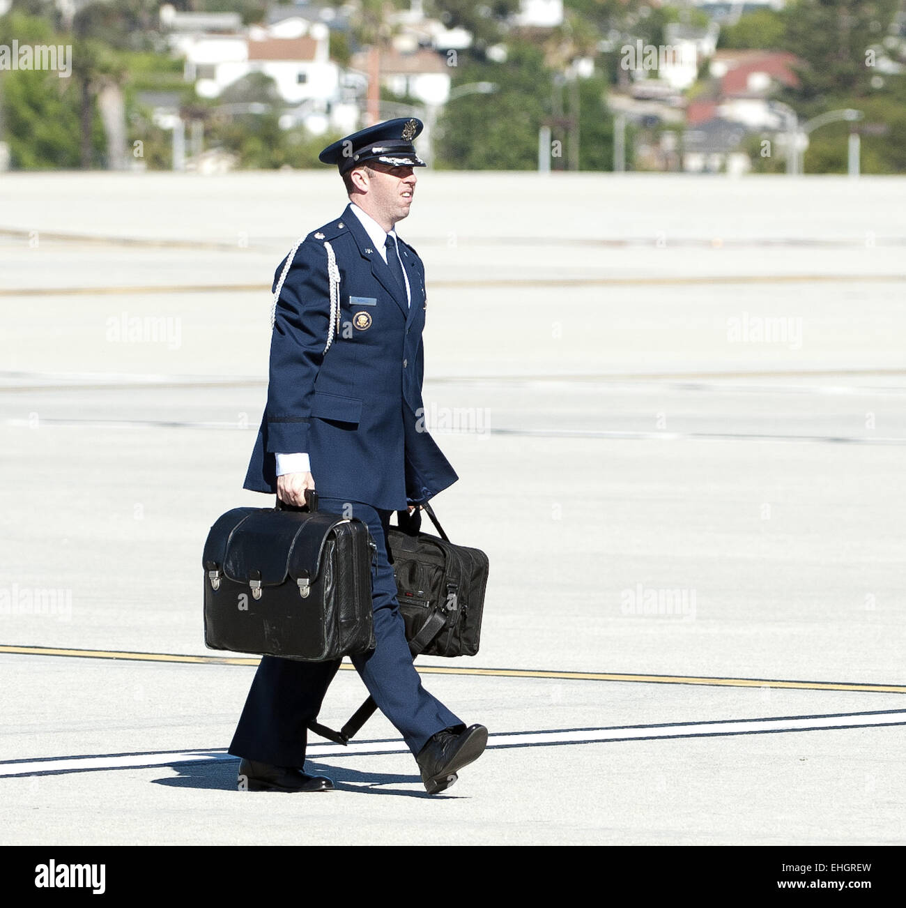 Nuclear briefcase football hi-res stock photography and images - Alamy