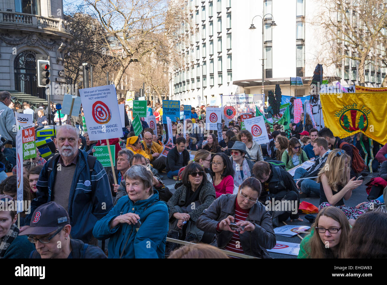 London climate change demo hi-res stock photography and images - Alamy