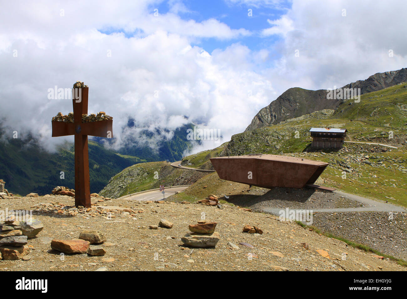 Timmelsjoch hi-res stock photography and images - Alamy