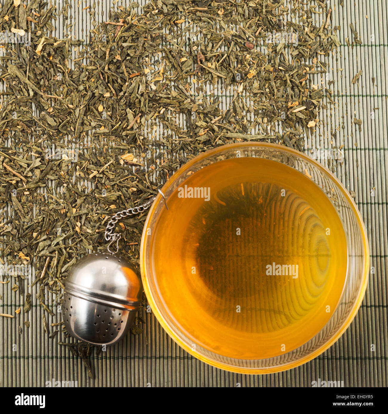 Green tea heart shape topview Stock Photo - Alamy