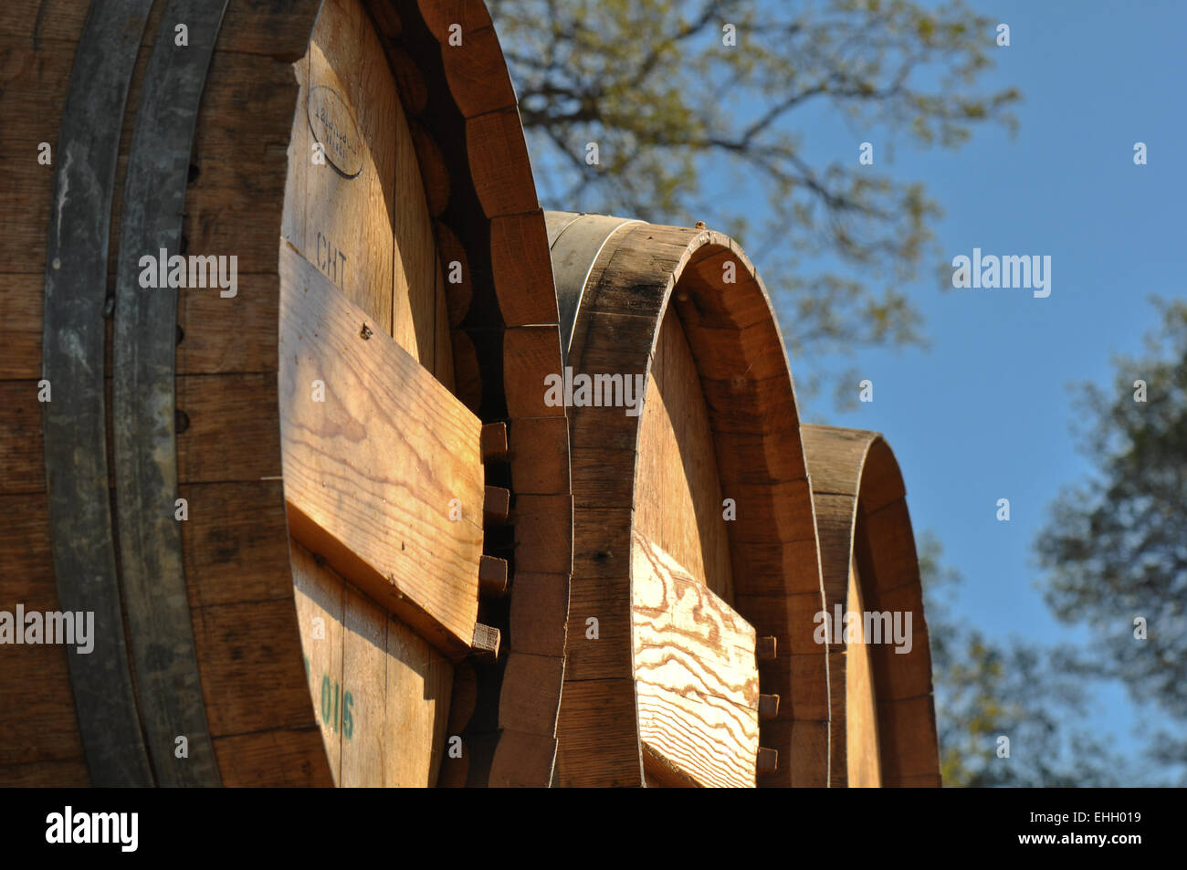 Gunpowder barrel hi-res stock photography and images - Alamy