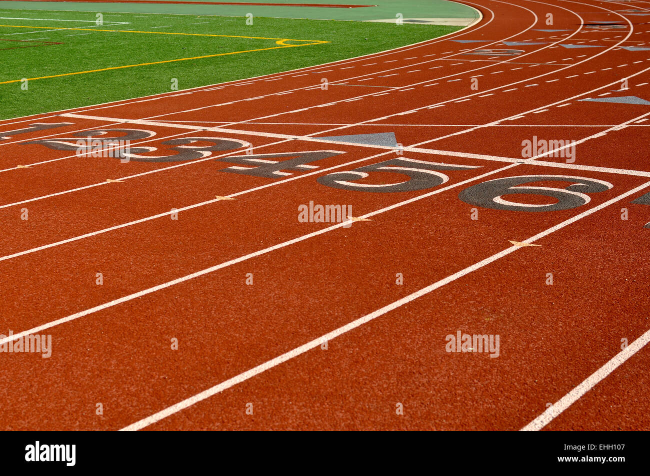 1 2 3 Track to get ahead Stock Photo - Alamy