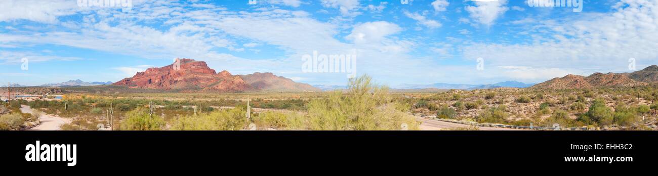 Red mountain panorama hi-res stock photography and images - Alamy