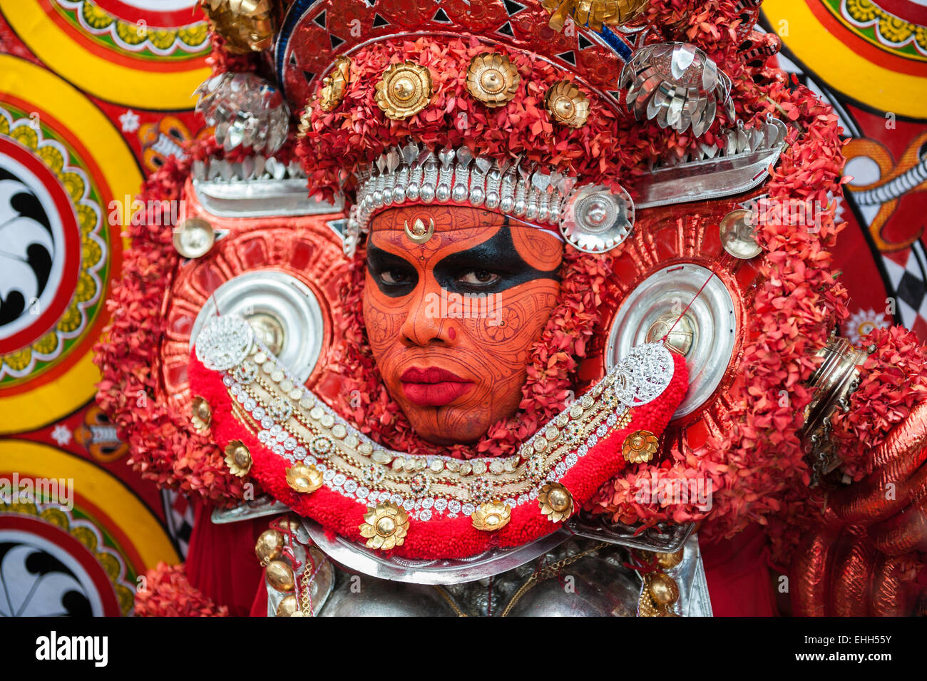 Theyyam Dancer Portrait Stock Photo - Alamy