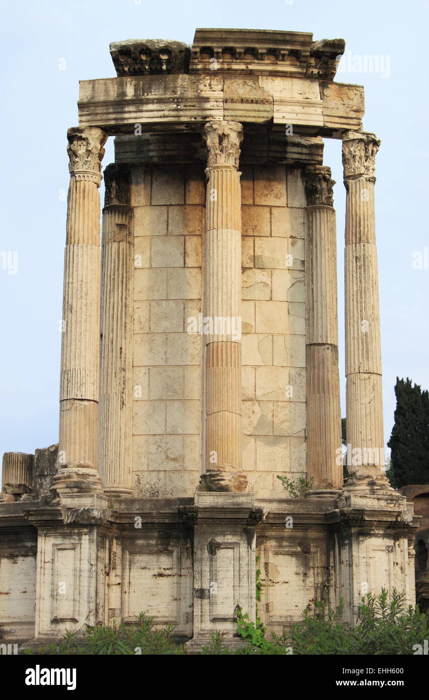 Temple of Vesta in Rome Stock Photo - Alamy