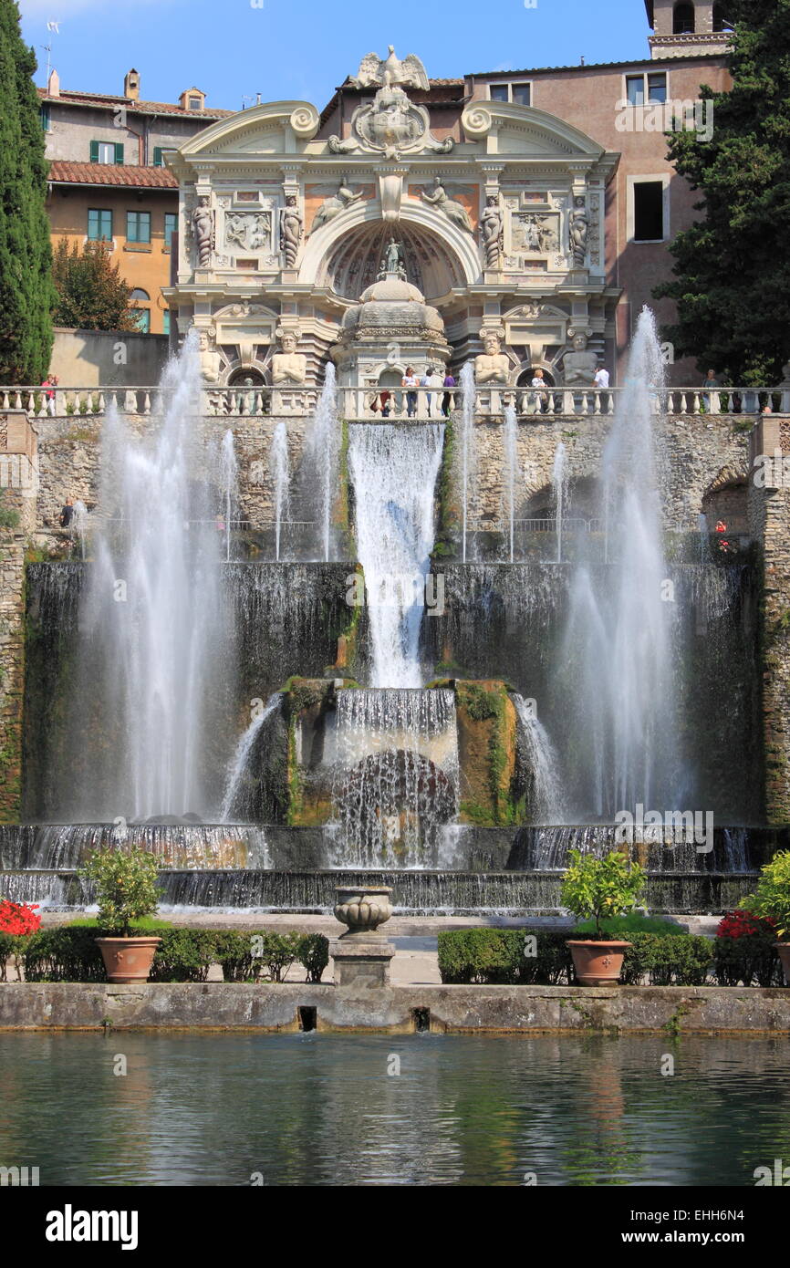 Neptune Fountain in Villa d'Este Stock Photo - Alamy
