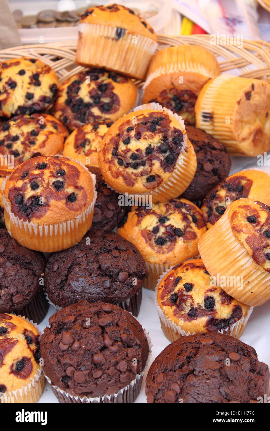 Blueberry muffin shop hi-res stock photography and images - Alamy