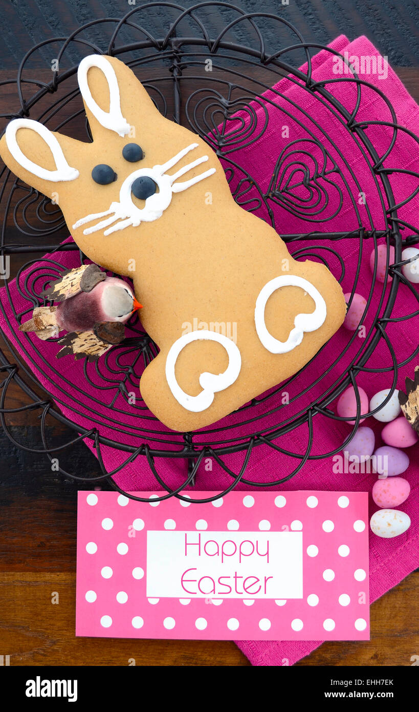 Gingerbread cookie rabbit hi-res stock photography and images - Alamy