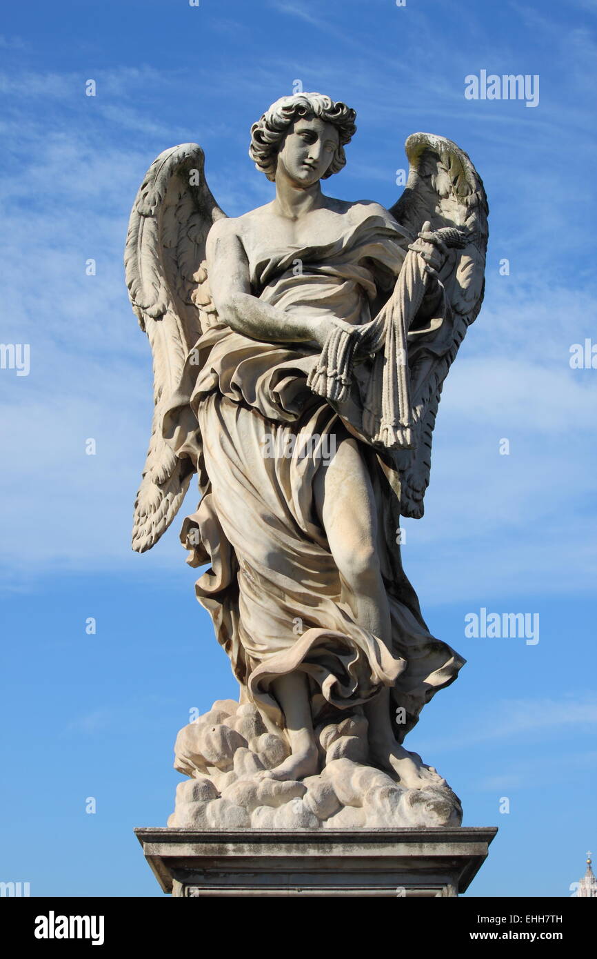 Angel statue hi-res stock photography and images - Alamy