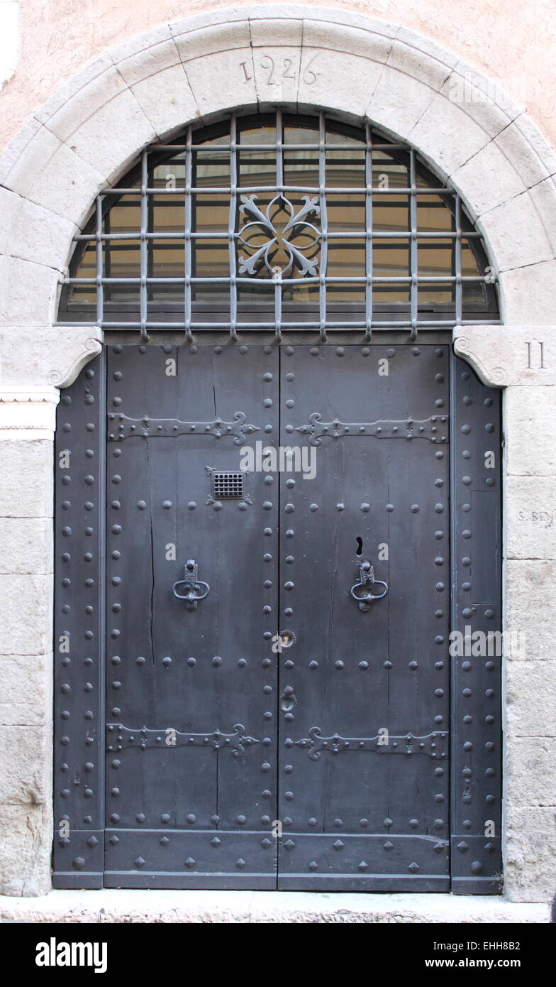Medieval front door Stock Photo - Alamy