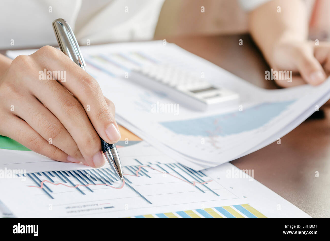 Evaluating data hi-res stock photography and images - Alamy