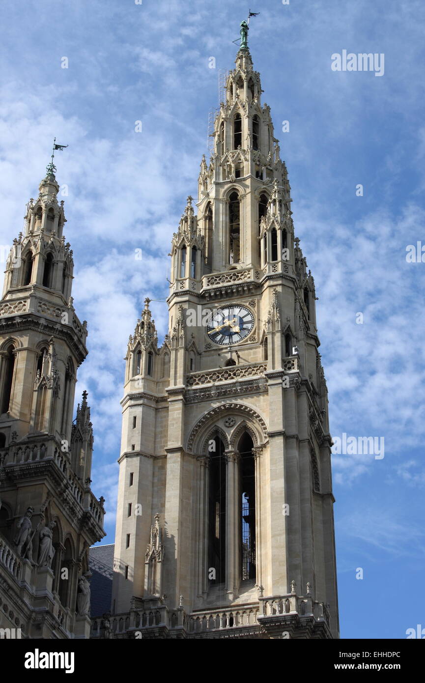 Old main building clock hi-res stock photography and images - Alamy