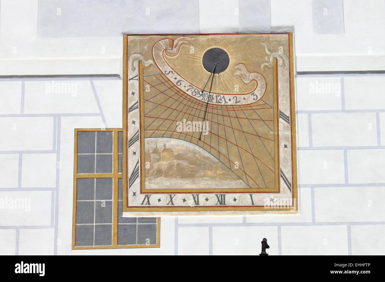 Sundial sun face hi-res stock photography and images - Alamy