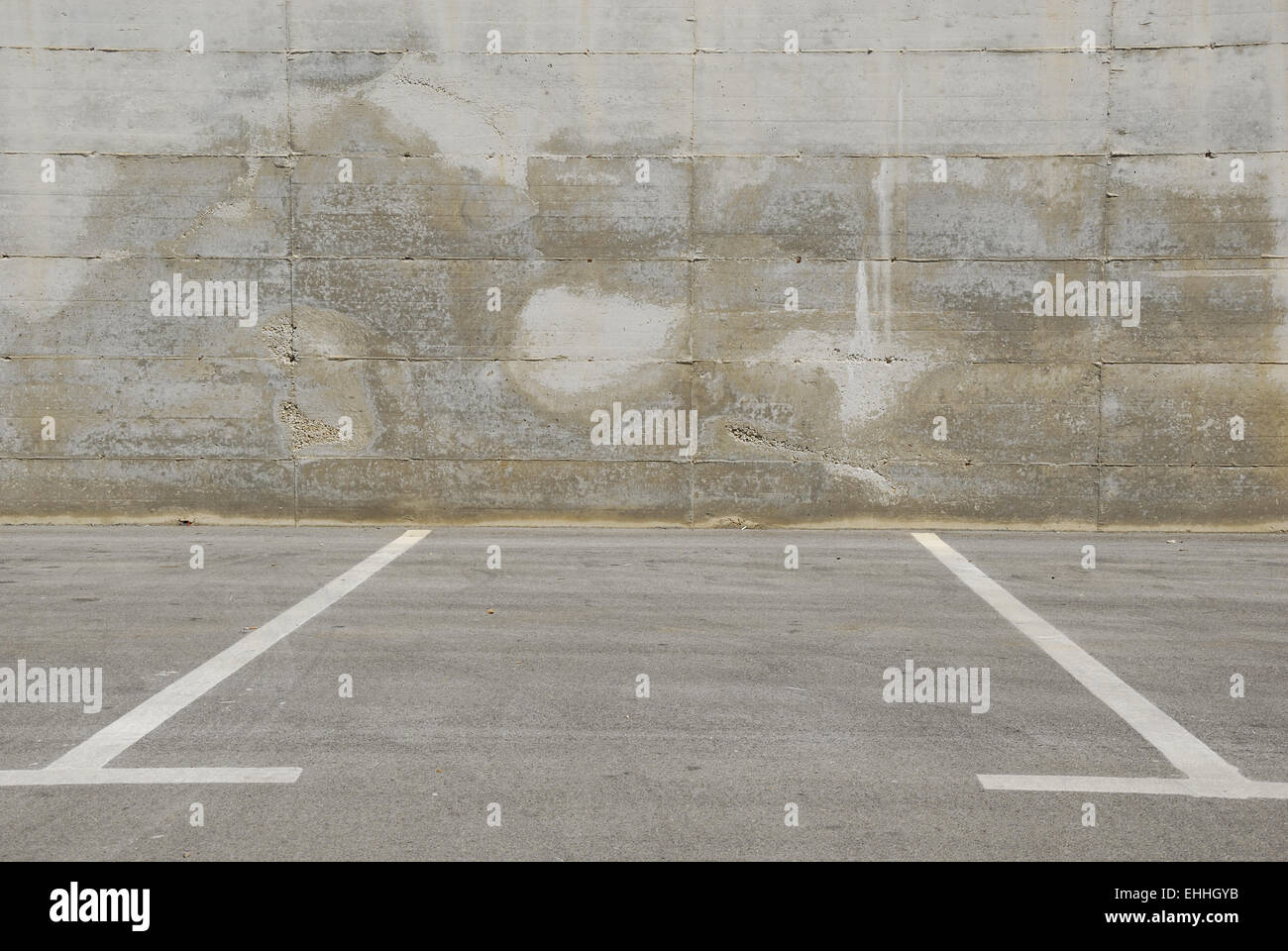 Parking signs hi-res stock photography and images - Alamy