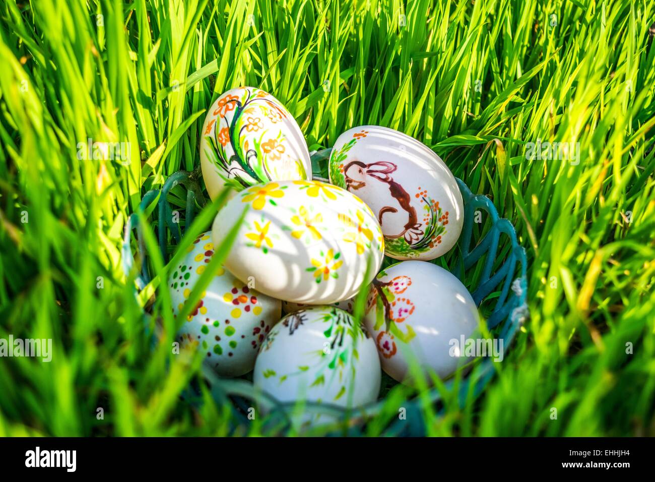 easter eggs in grass Stock Photo - Alamy