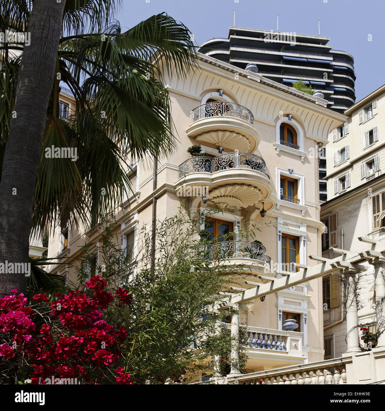 Monaco building architecture balcony hi-res stock photography and ...