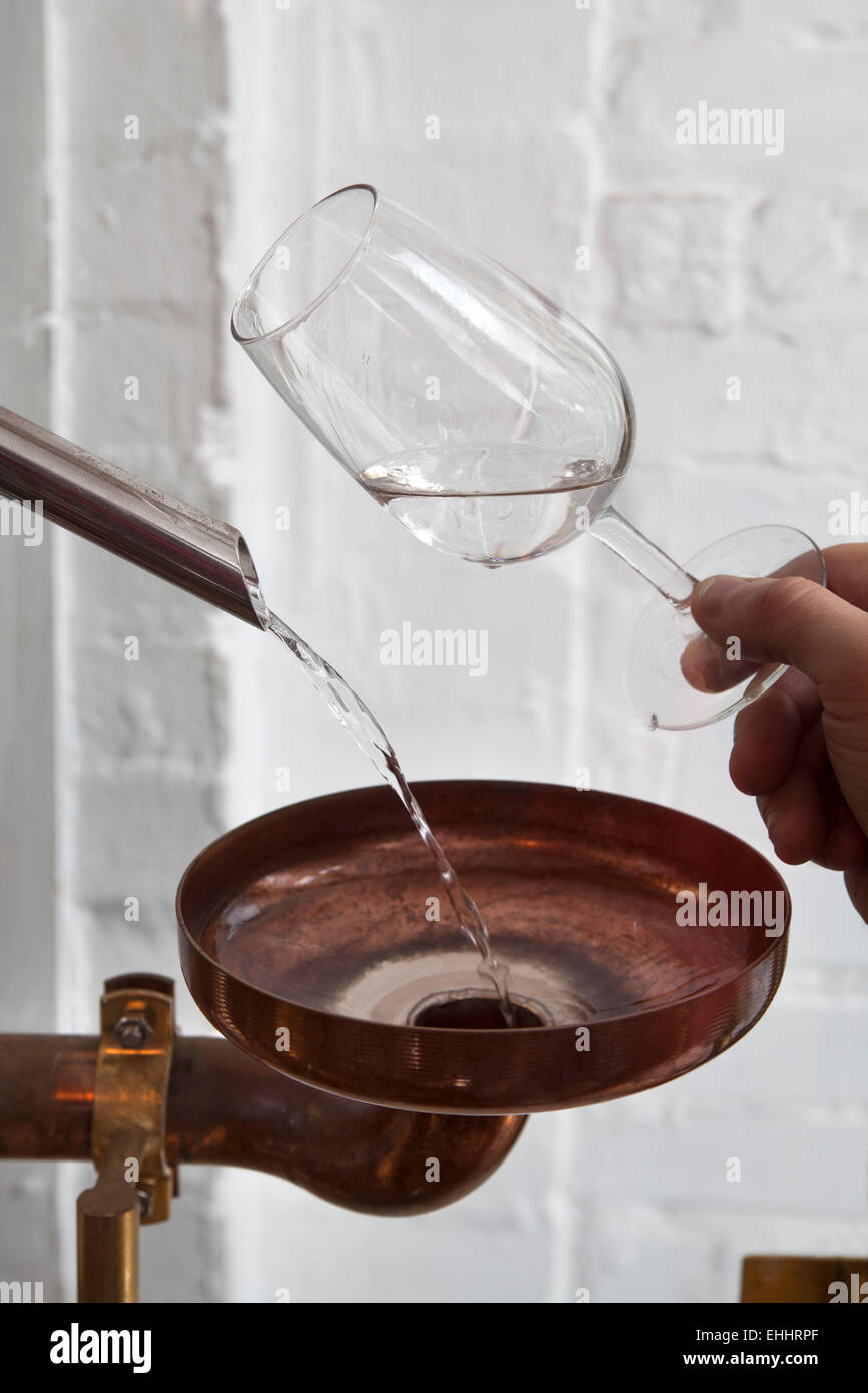 Copper Still at Sipsmith Independent Distillery London Stock Photo - Alamy