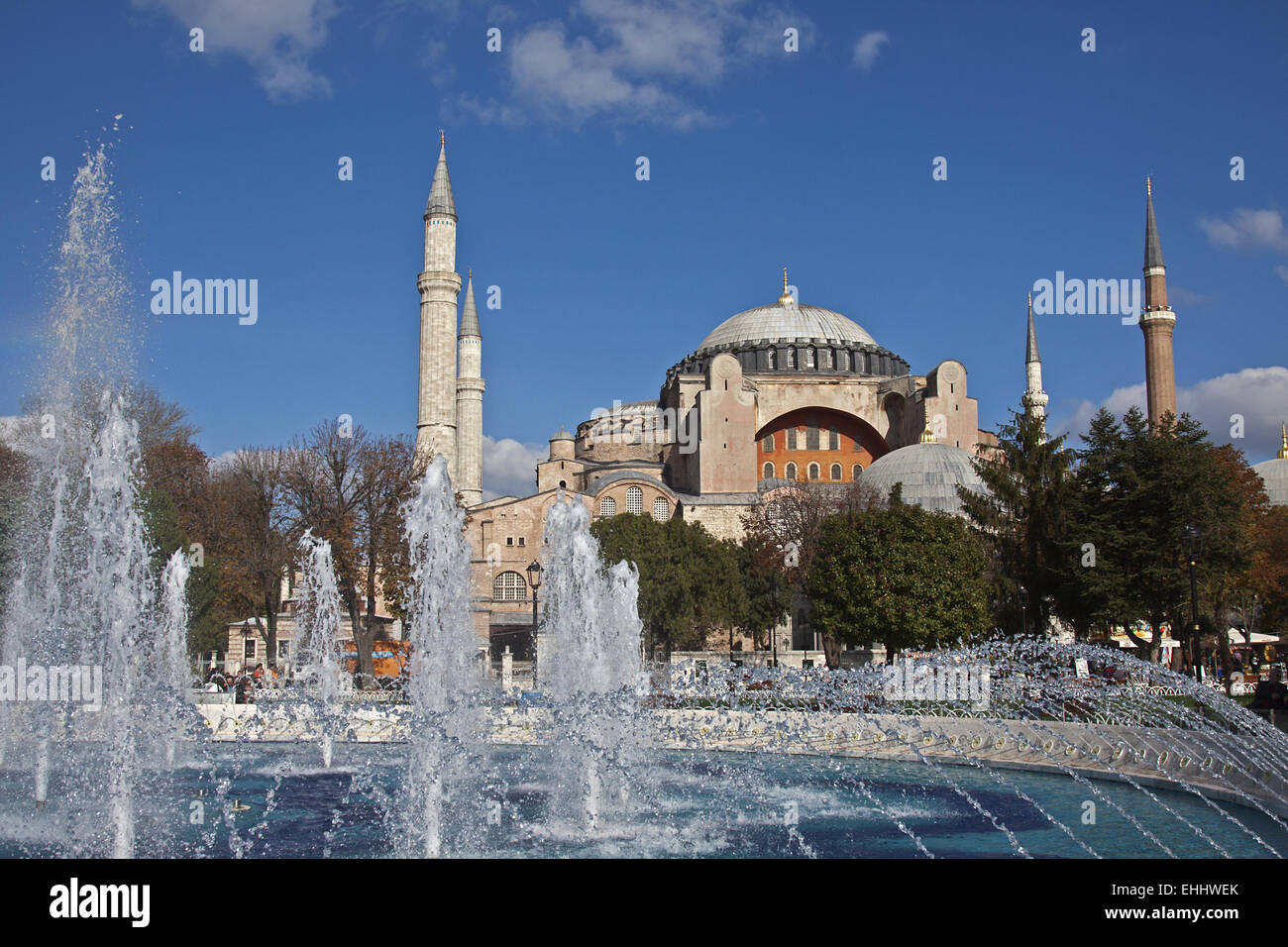 Historische moscheen in istanbul hi-res stock photography and images ...
