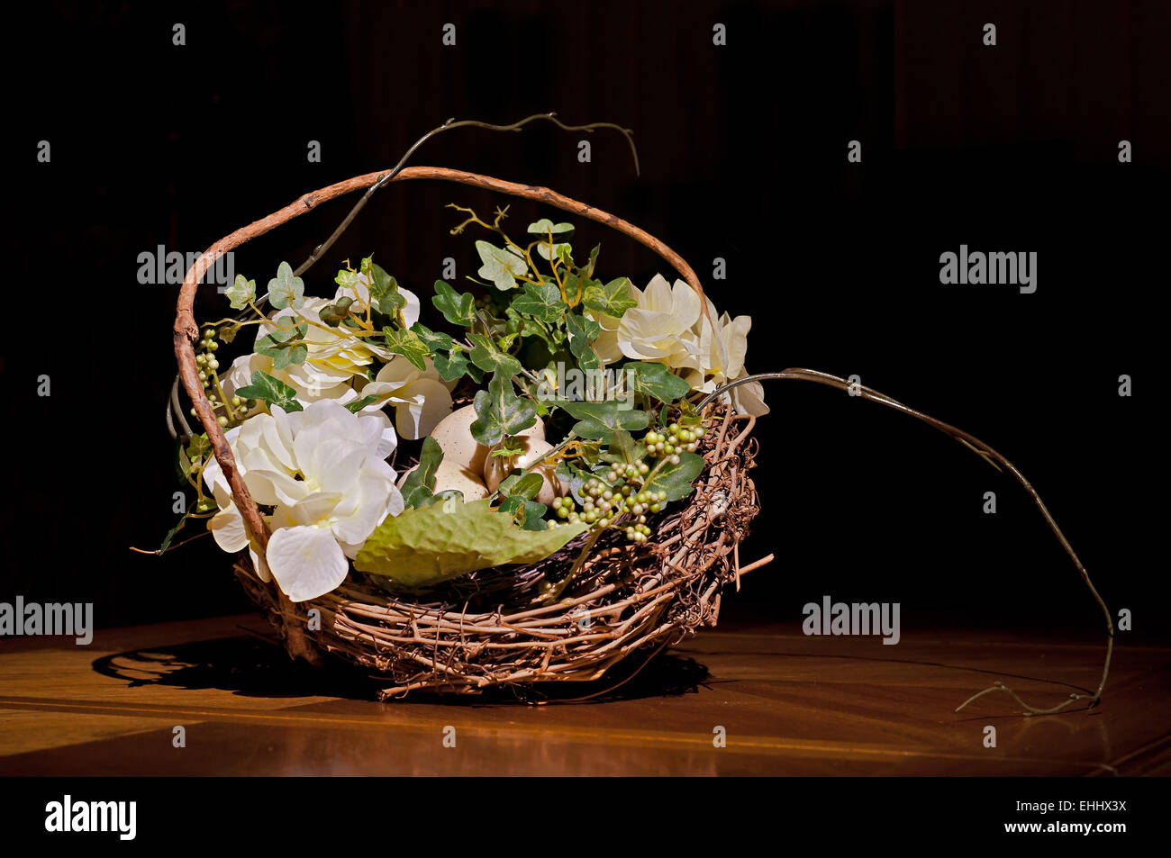 Empty flower basket hi-res stock photography and images - Alamy
