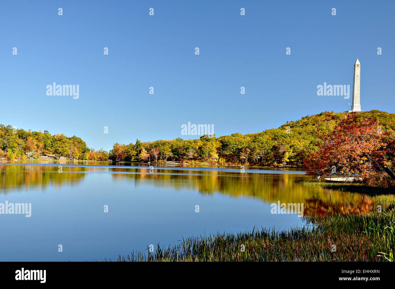 Mirror monument hi-res stock photography and images - Alamy