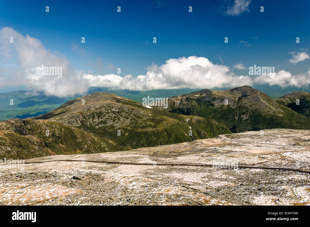 new hampshire mountain top view of Mount Washington Stock Photo - Alamy