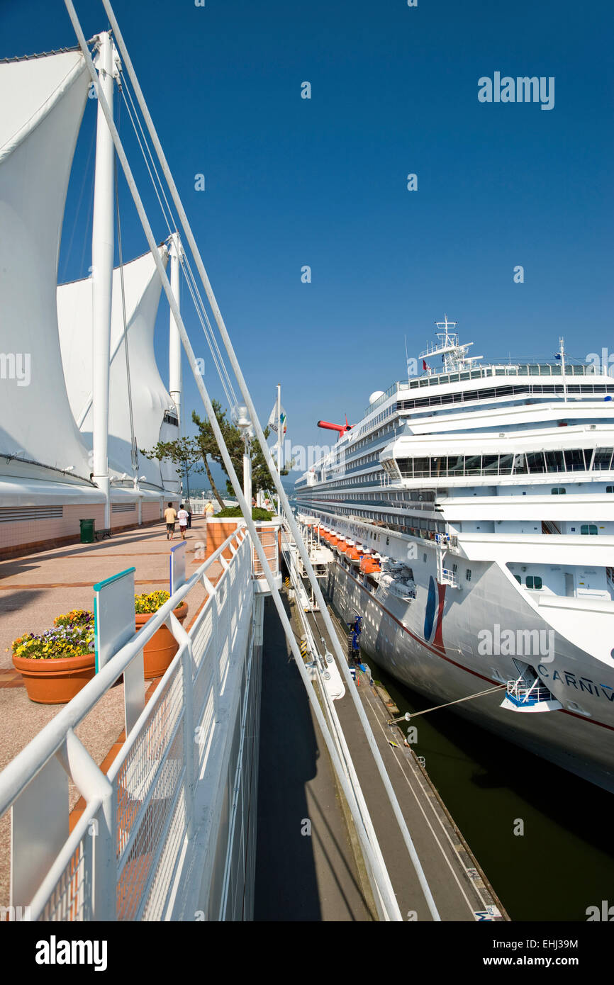 CRUISE SHIP DOCKED AT CANADA PLACE CRUISE SHIP TERMINAL DOWNTOWN ...