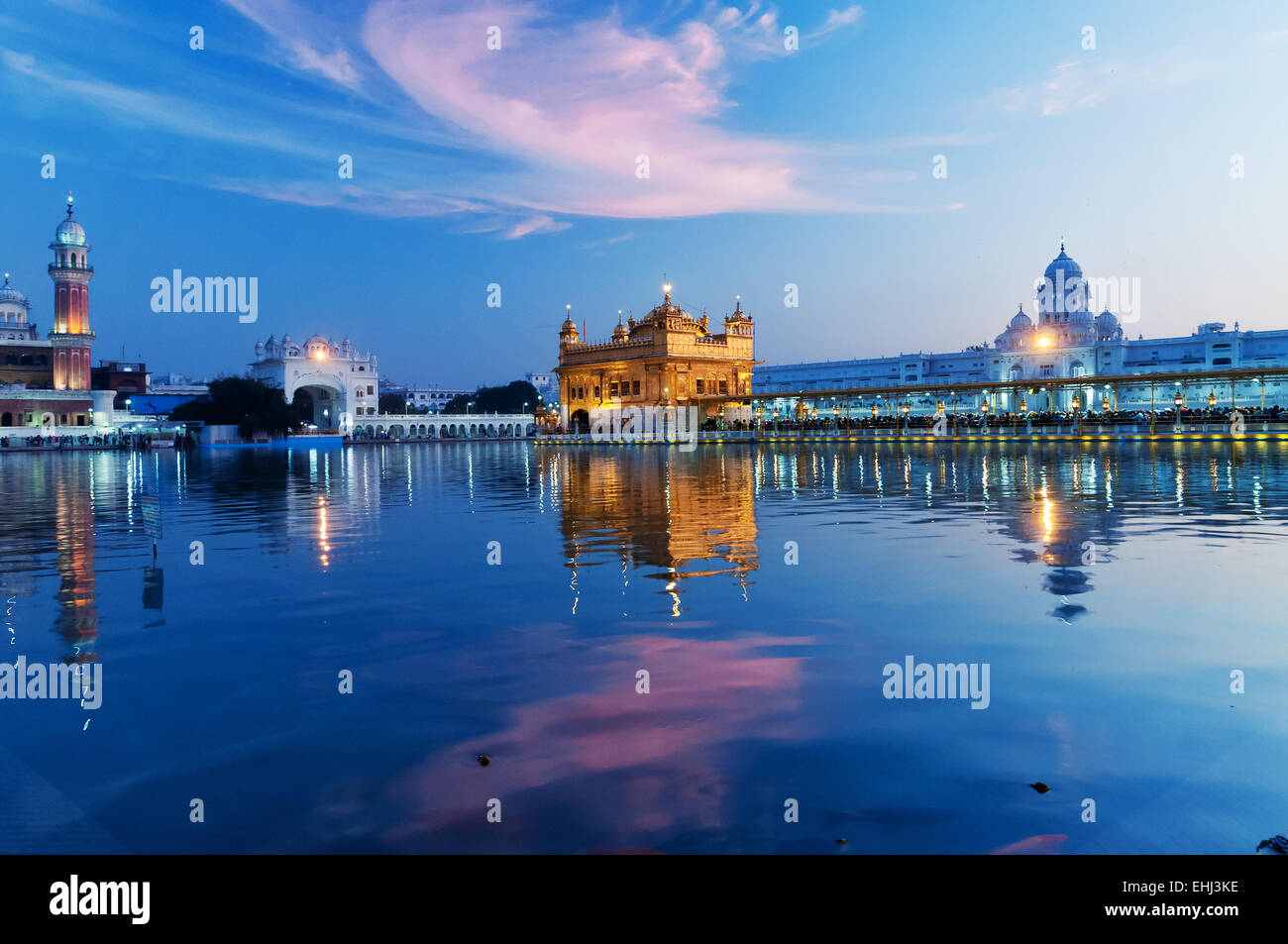 Golden Temple (Harmandir Sahib also Darbar Sahib) in the evening at ...