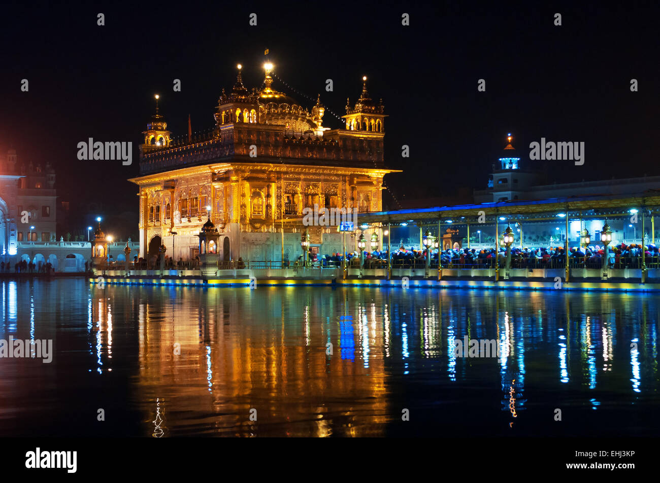 Darbar sahib hi-res stock photography and images - Alamy