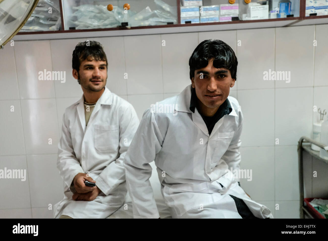 Medical workers at Central Hospital of Afghan Red Crescent Society ...