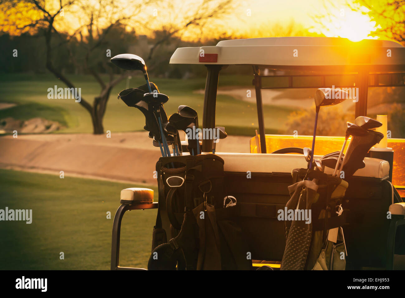 Golf cart hi-res stock photography and images - Alamy