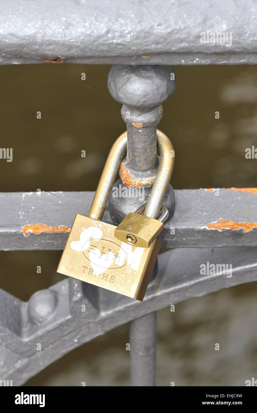 Memory locks hi-res stock photography and images - Alamy