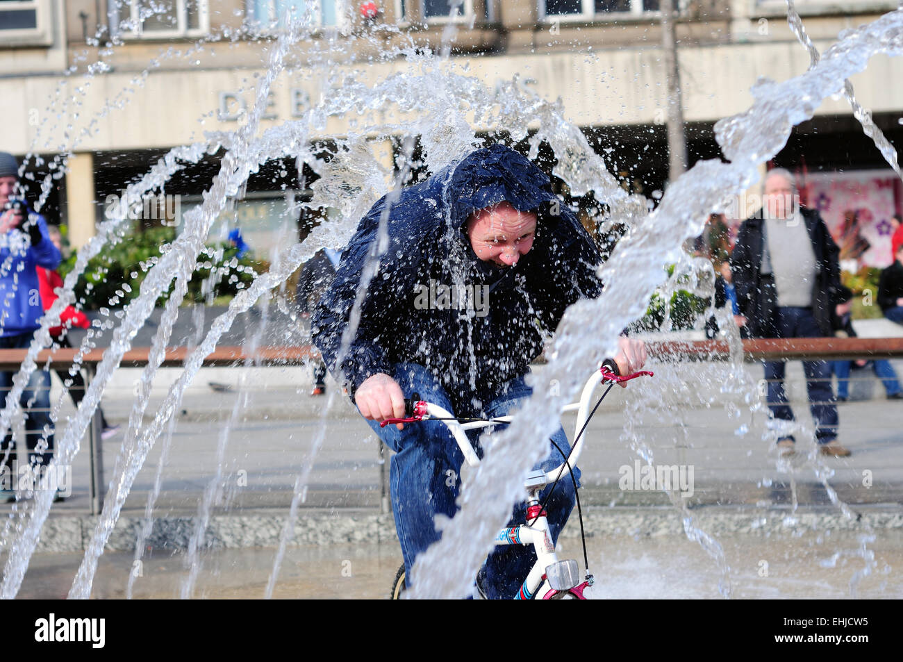 Raleigh factory nottingham hi-res stock photography and images - Alamy