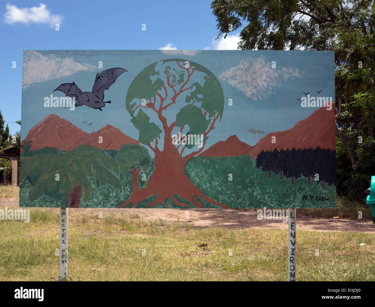RODRIGUES, ISLAND, PORT MATHURIN, PAINTED WALL, MAURITIUS Stock Photo ...