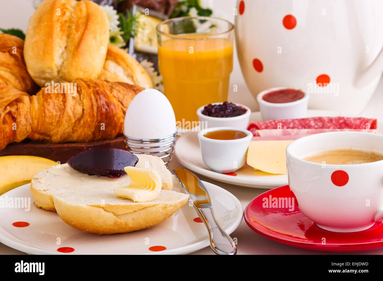 Continental pastries hi-res stock photography and images - Alamy