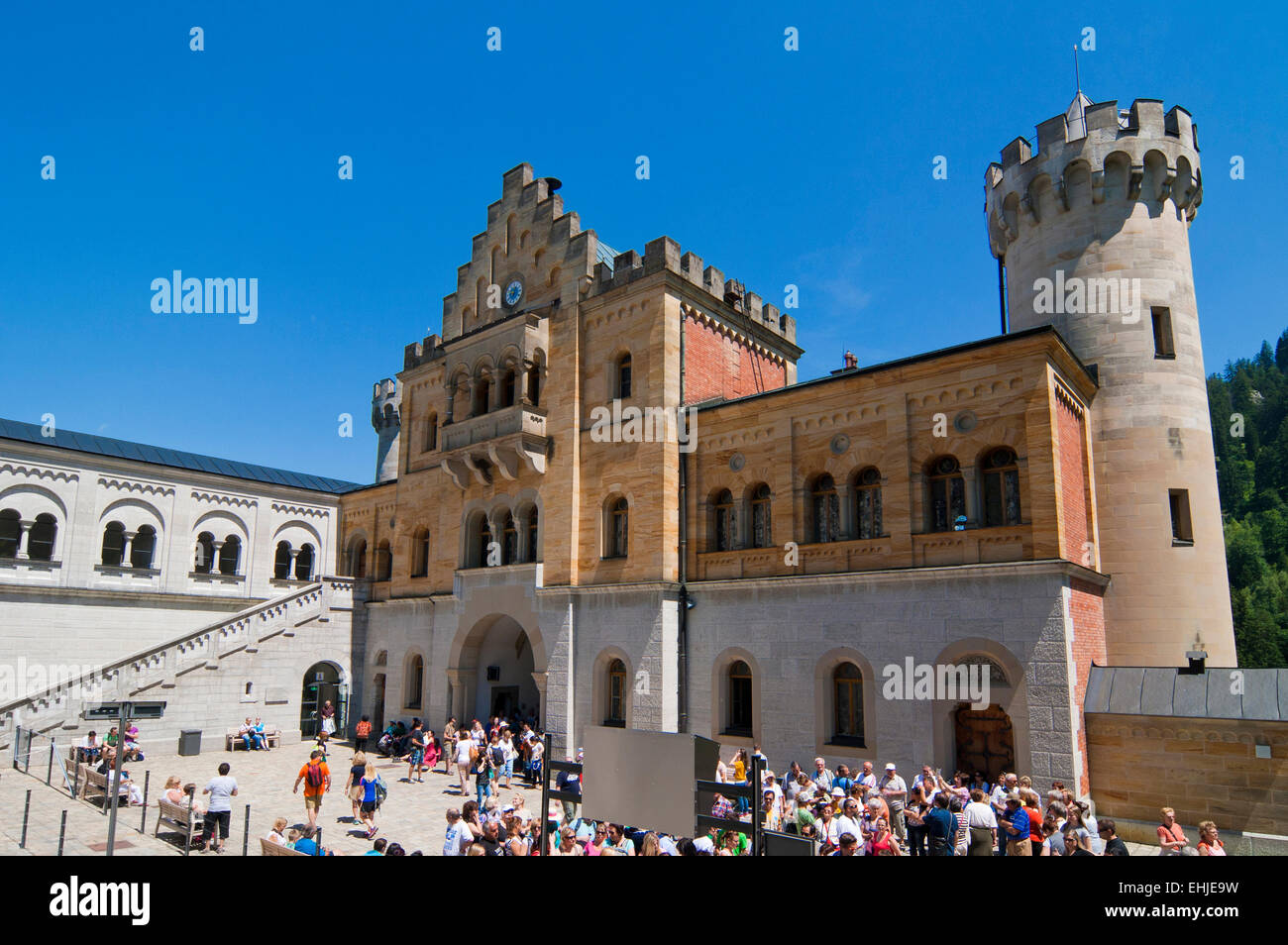 Neuschwanstein Castle- People waiting to visit the castle Stock Photo ...