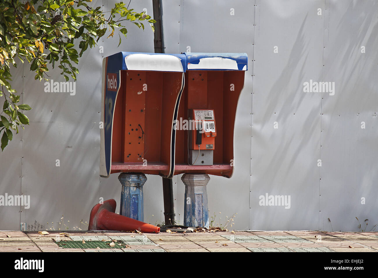 Telephone cabins hi-res stock photography and images - Alamy