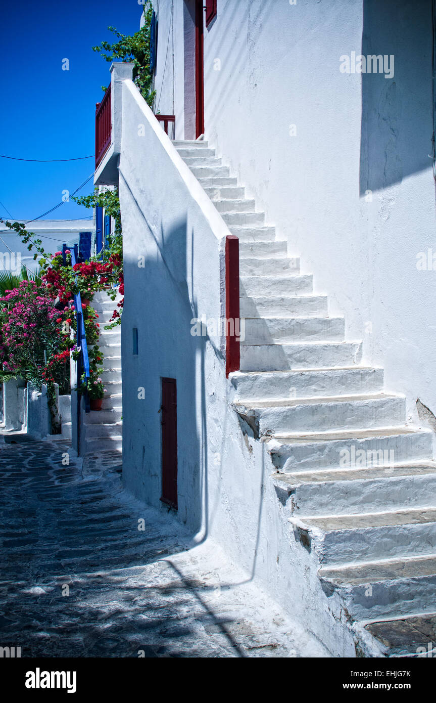 Whitewashed stone steps hi-res stock photography and images - Alamy