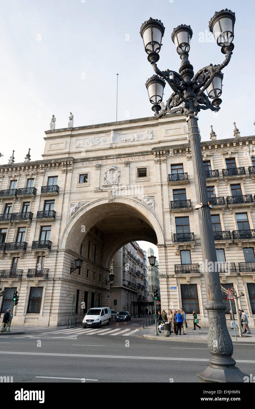 Santander bank inside hi-res stock photography and images - Alamy