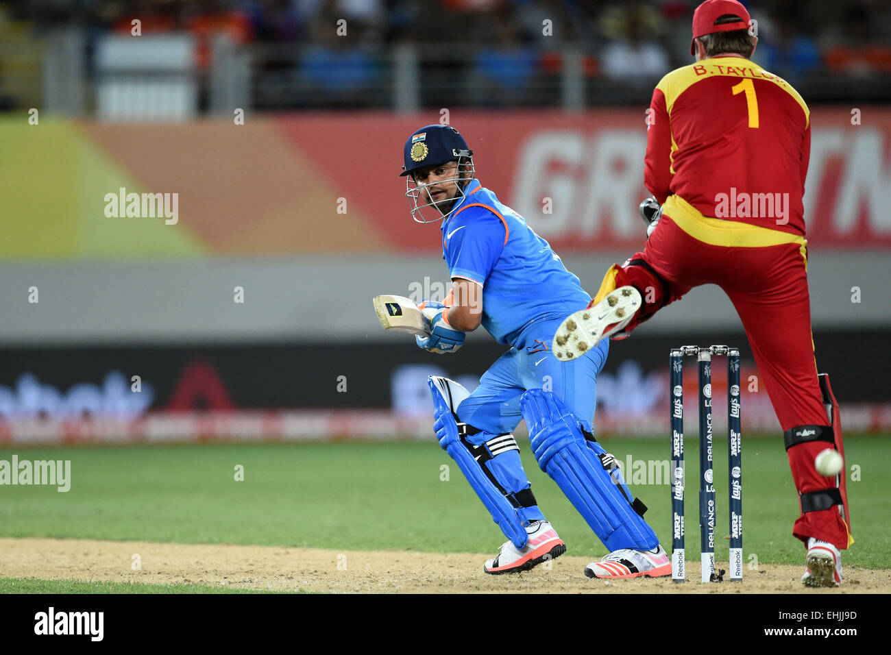 Suresh raina cricket hi-res stock photography and images - Alamy