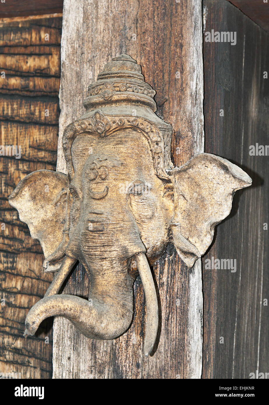 Hindu gods in thailand temple hi-res stock photography and images - Alamy