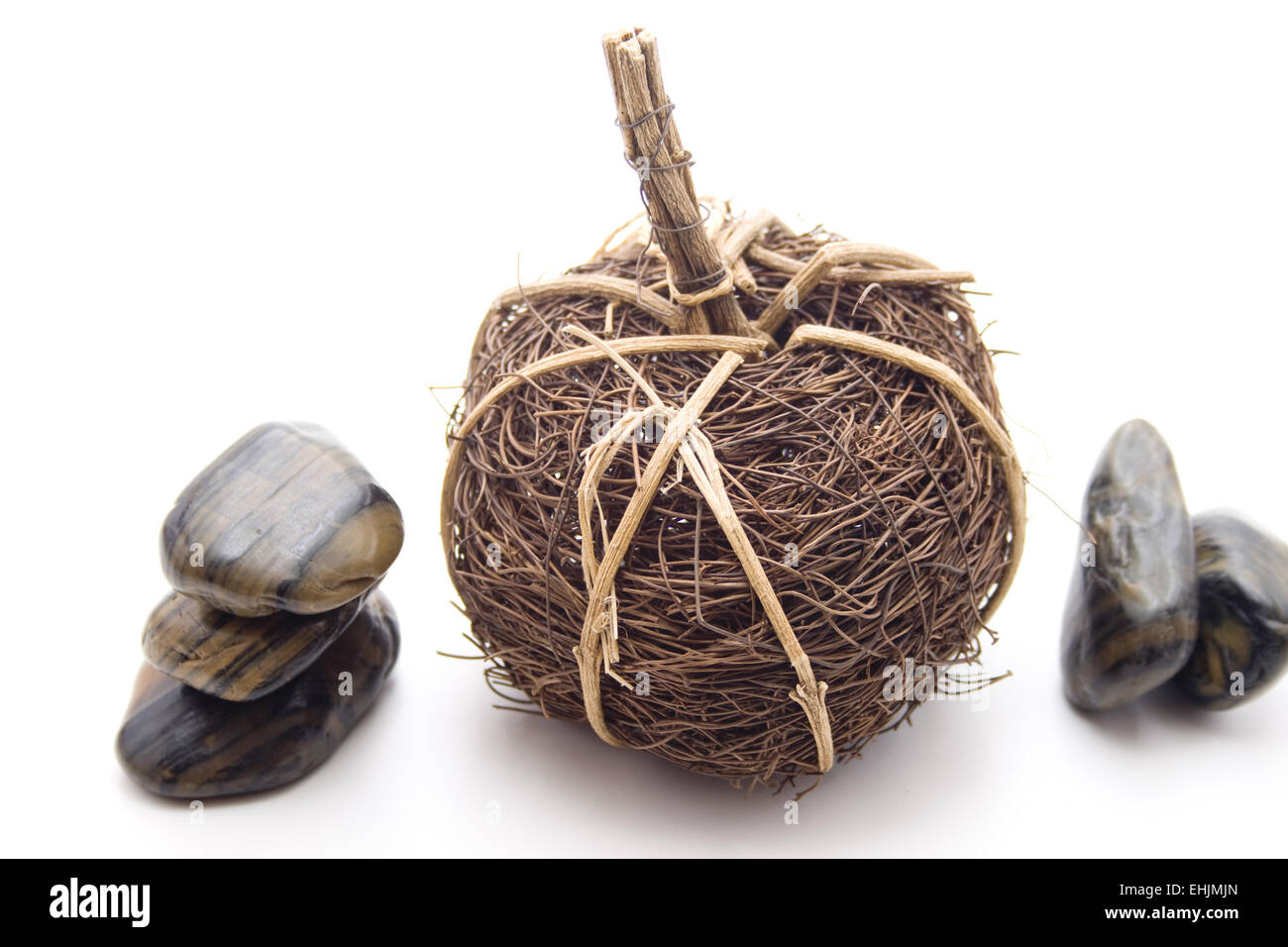 Straw sphere hi-res stock photography and images - Alamy