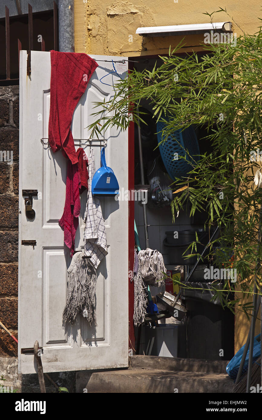 Cleaning service hi-res stock photography and images - Alamy