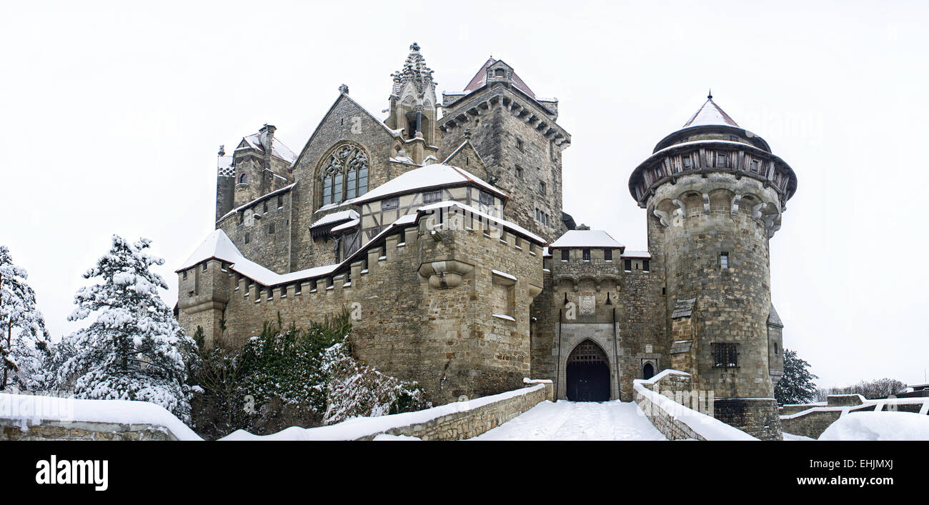 Kreuzenstein castle hi-res stock photography and images - Alamy
