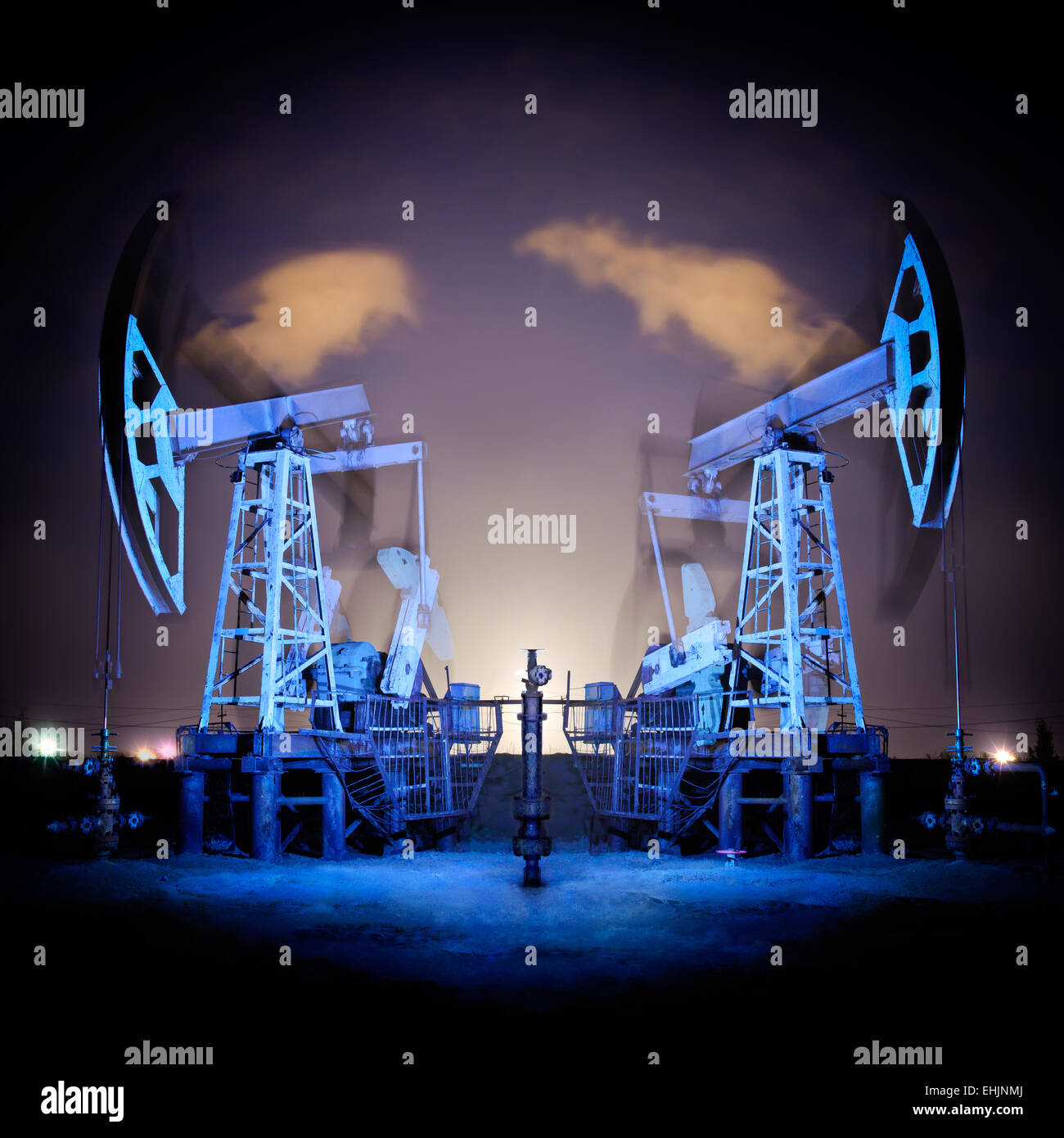 Lighting rigs hi-res stock photography and images - Alamy