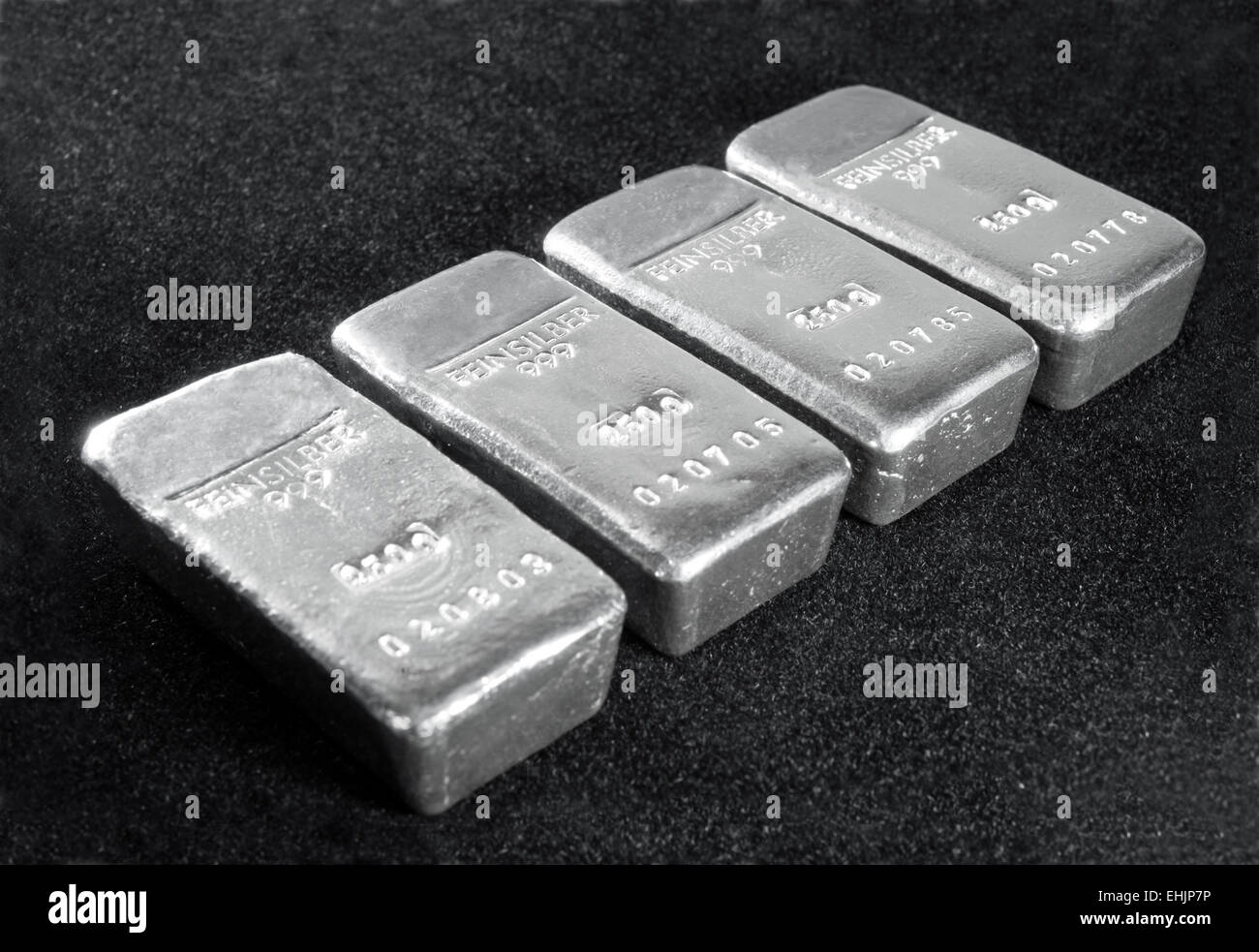 Precious metals trading Stock Photo - Alamy