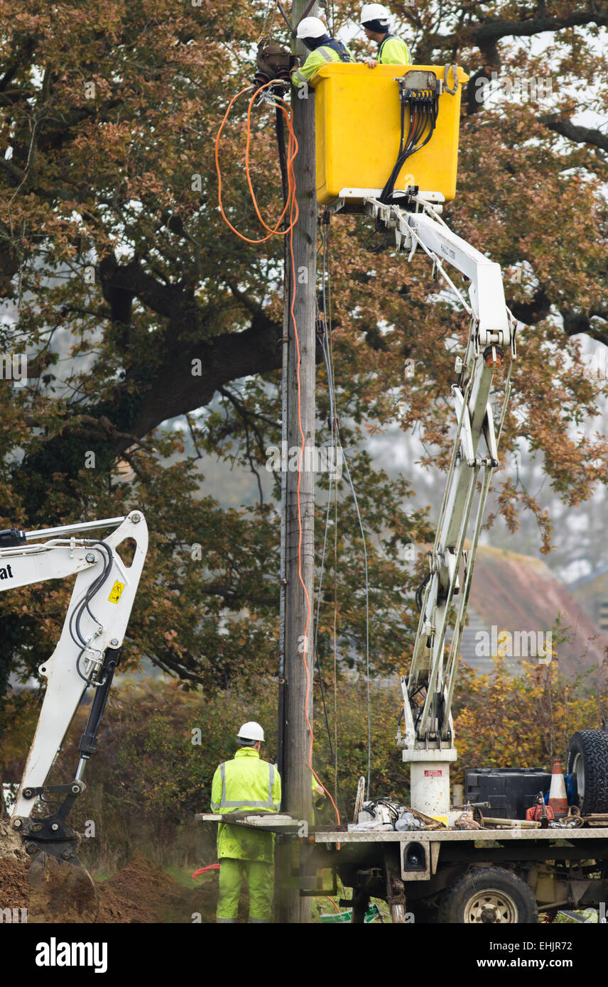 Power line maintenance hi-res stock photography and images - Alamy