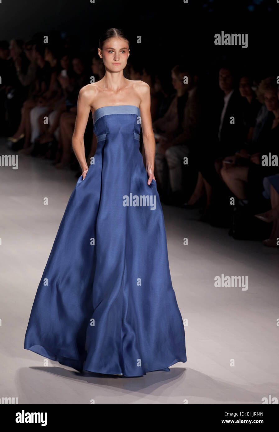 Mercedes-Benz New York Fashion Week Spring 2015 - Pamela Roland ...