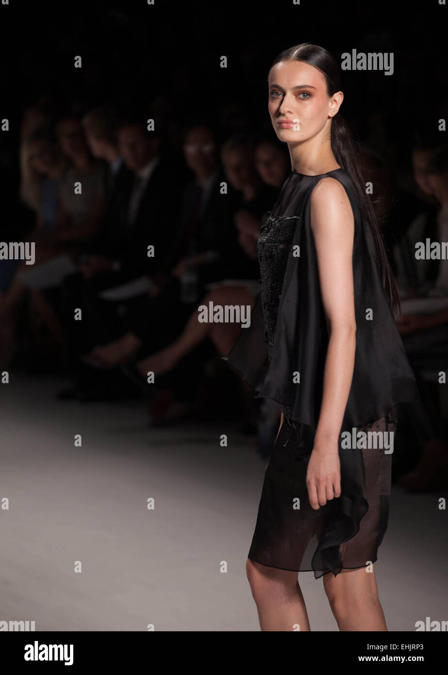 Mercedes-Benz New York Fashion Week Spring 2015 - Pamela Roland ...