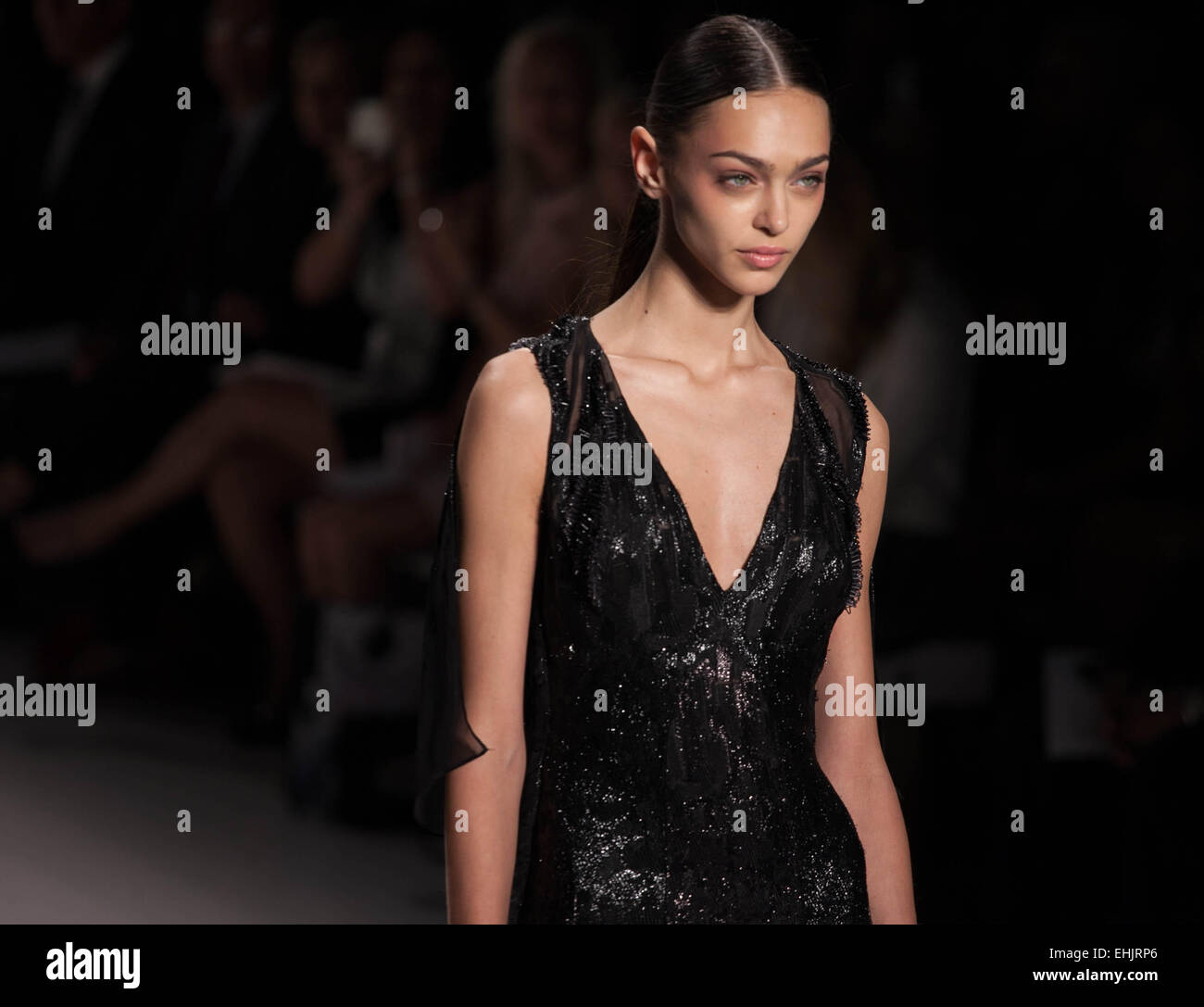 Mercedes-Benz New York Fashion Week Spring 2015 - Pamela Roland ...